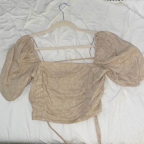 Glassons | Tops | Glassons Puff Sleeve Beige Top | Poshmark